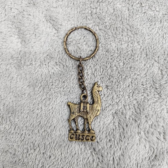 unbranded | Other | Cusco Peru Keychain Alpaca Lama Brass Colored Metal ...